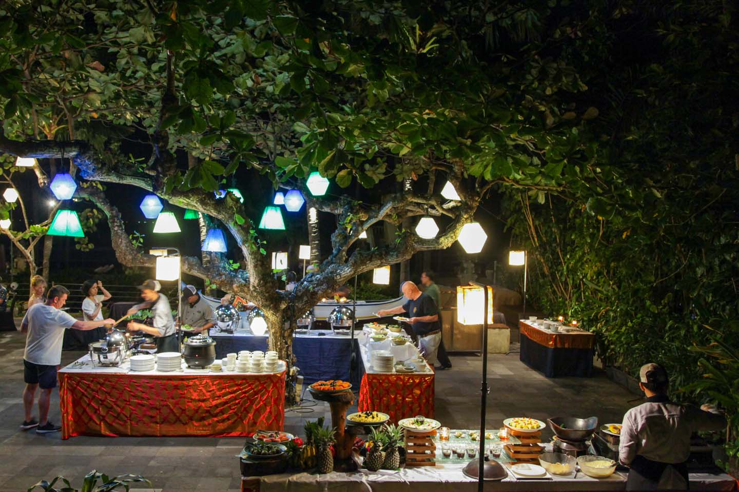 Dining - Legian Beach Hotel